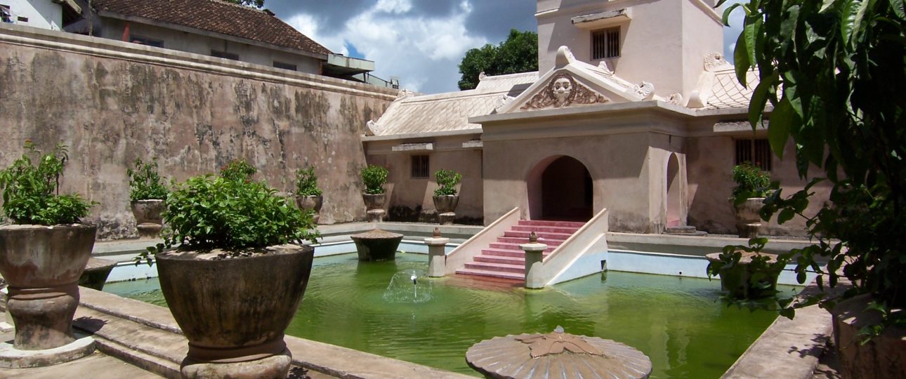 Taman Sari Yogyakarta - Sejarah, Foto, Harga Tiket Masuk, Lokasi