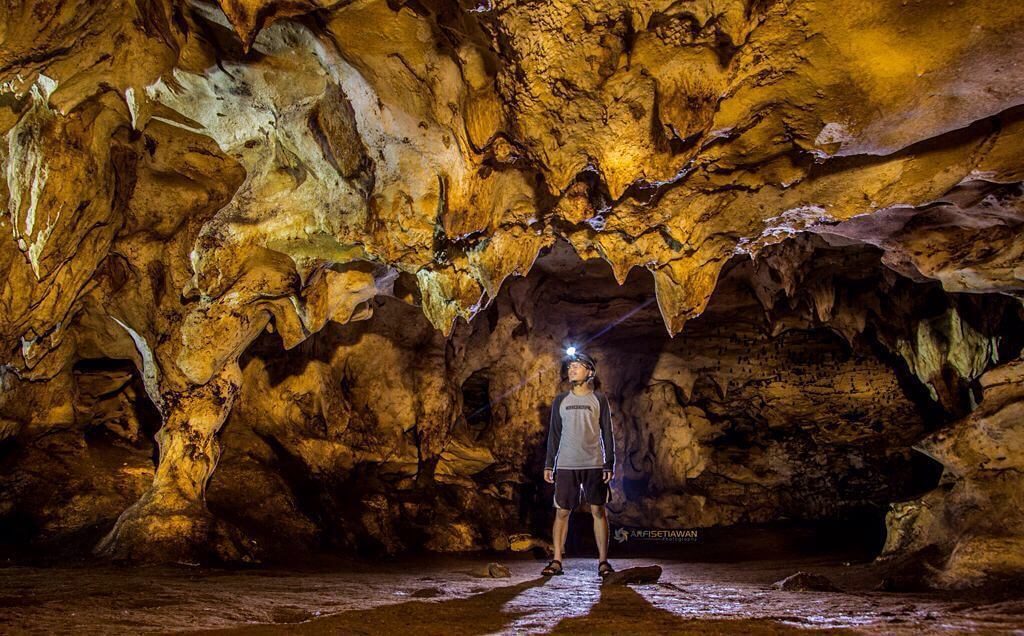 Goa Gelatik |Fasilitas, HTM, Lokasi, Jam Buka, Foto